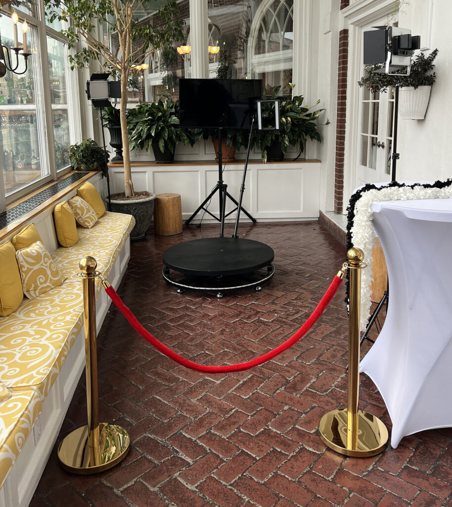 360 Photo Booth | Love to Party Entertainment
